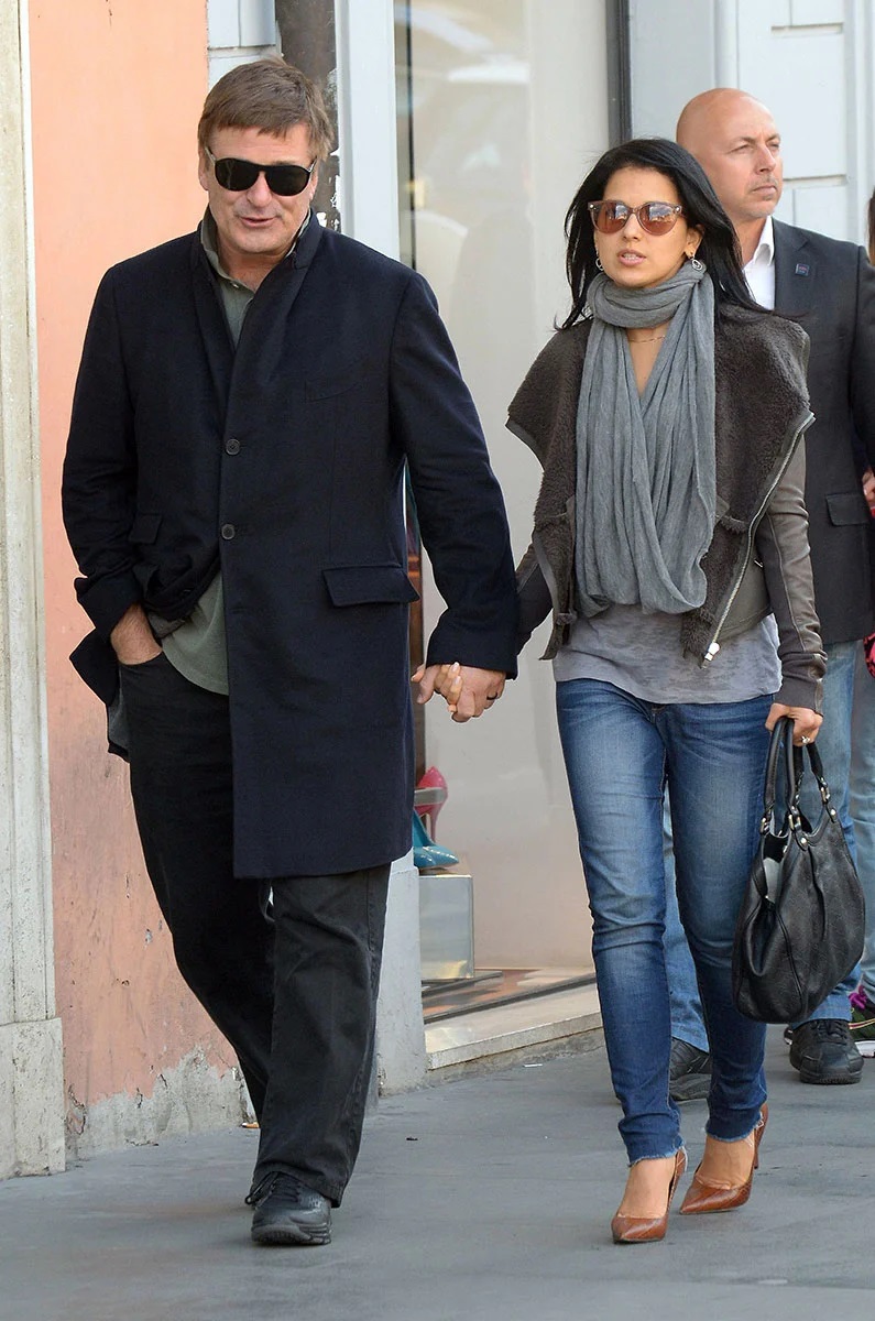 Who Is Alec Baldwins Wife Hilaria Baldwin Relationship Timeline Rust