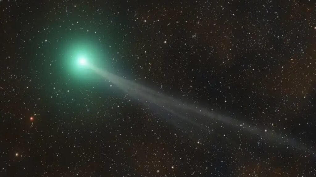 Green Comet Nishimura passed its closest point to Earth Green Comet Nishimura passed its closest point to Earth